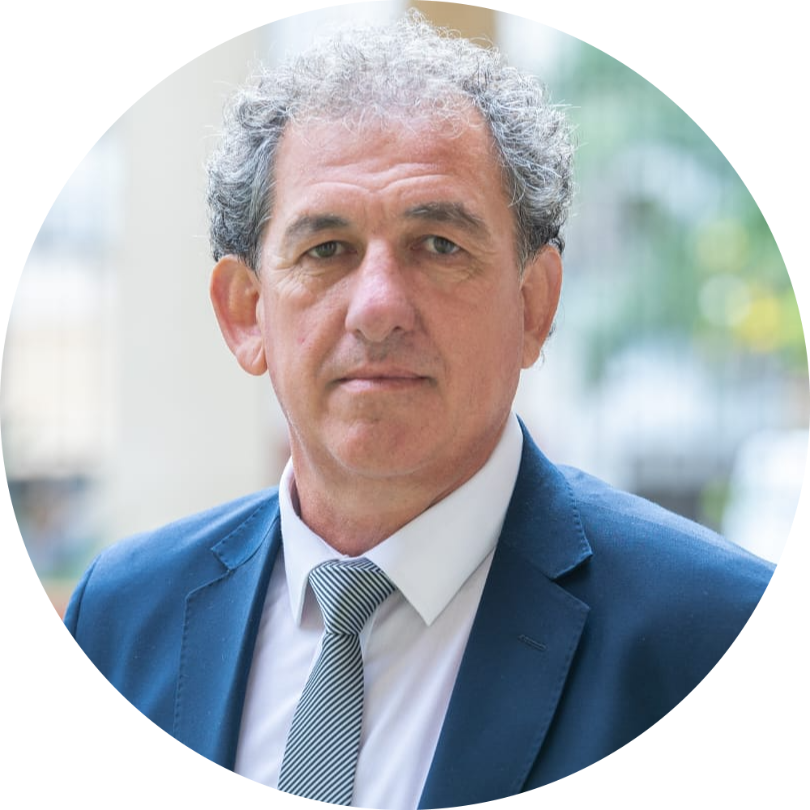 Acreditación – La Facultad